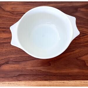 Pyrex | Kitchen | Vintage Pyrex England Emily Spring Garden Pattern ...